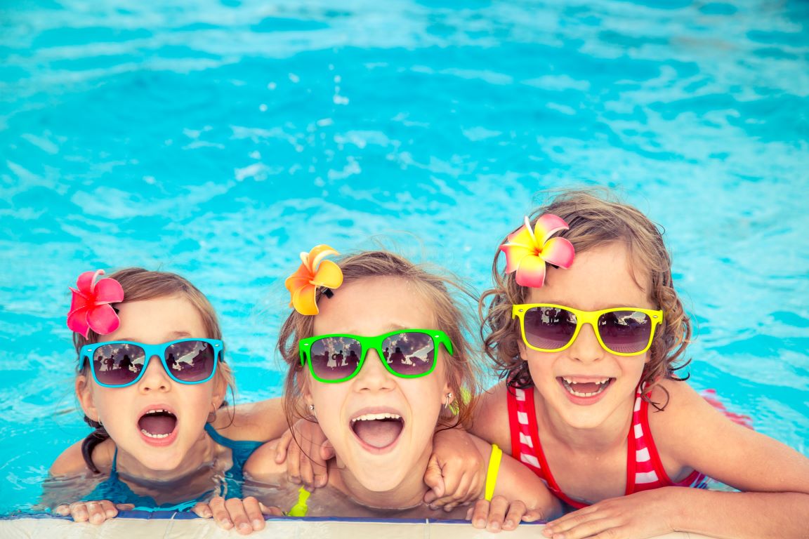 Can Swimming In a Pool Harm My Teeth | Hooks Family Dentistry